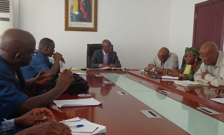 Redéploiement du personnel enseignant réaction du Ministre Ibrahima Kourouma - Conakrylemag News ...